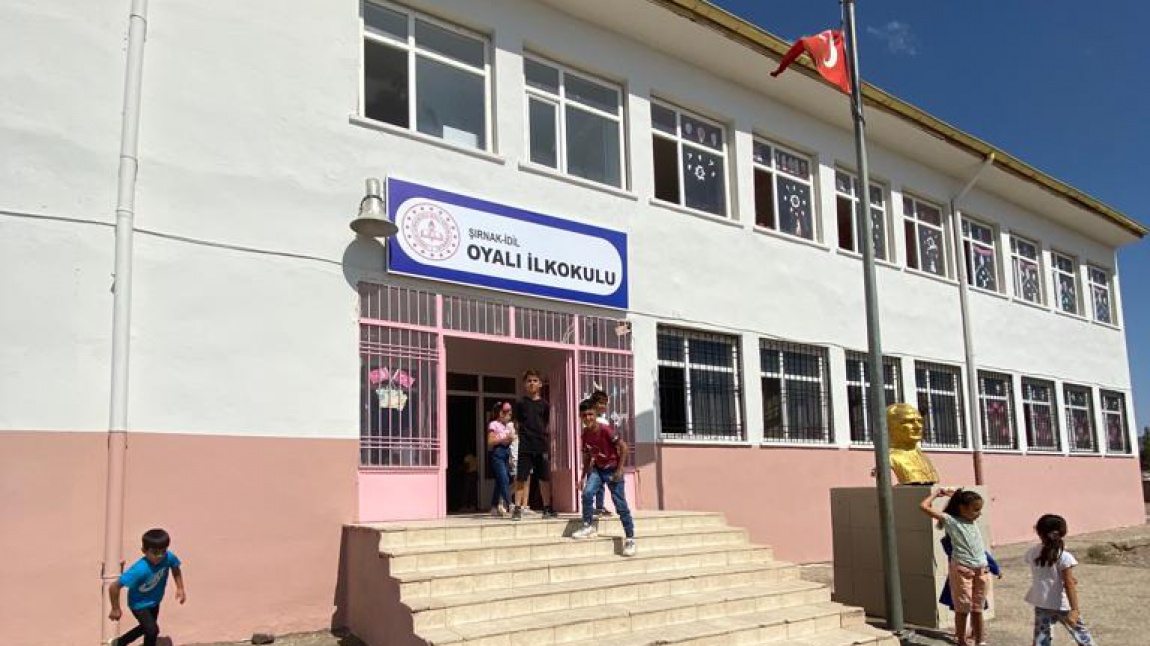 Oyalı İlkokulu ŞIRNAK İDİL Hakkında